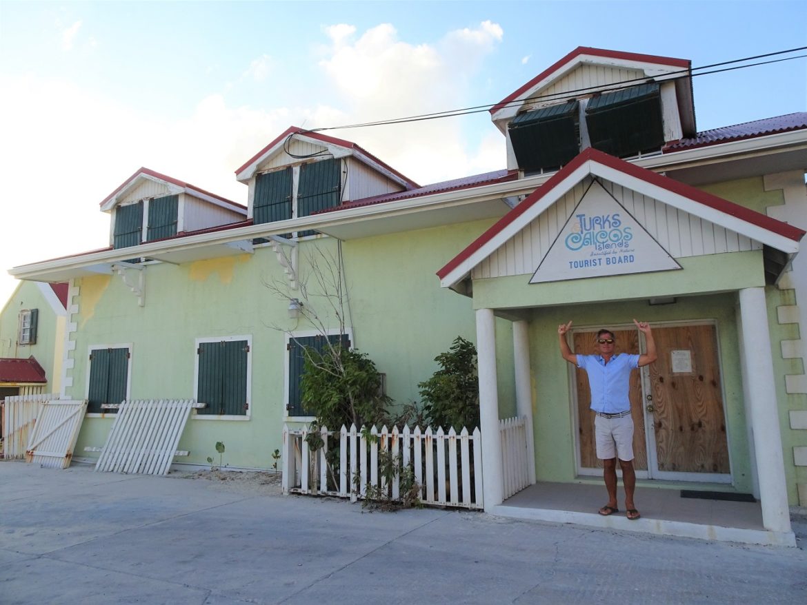 Big Sand Cay to Grand Turk, and land a mahi-mahi - Sail Cloudy Bay ...