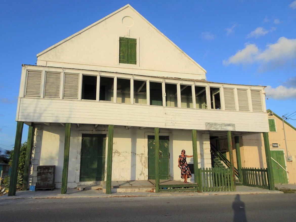 Big Sand Cay to Grand Turk, and land a mahi-mahi - Sail Cloudy Bay ...
